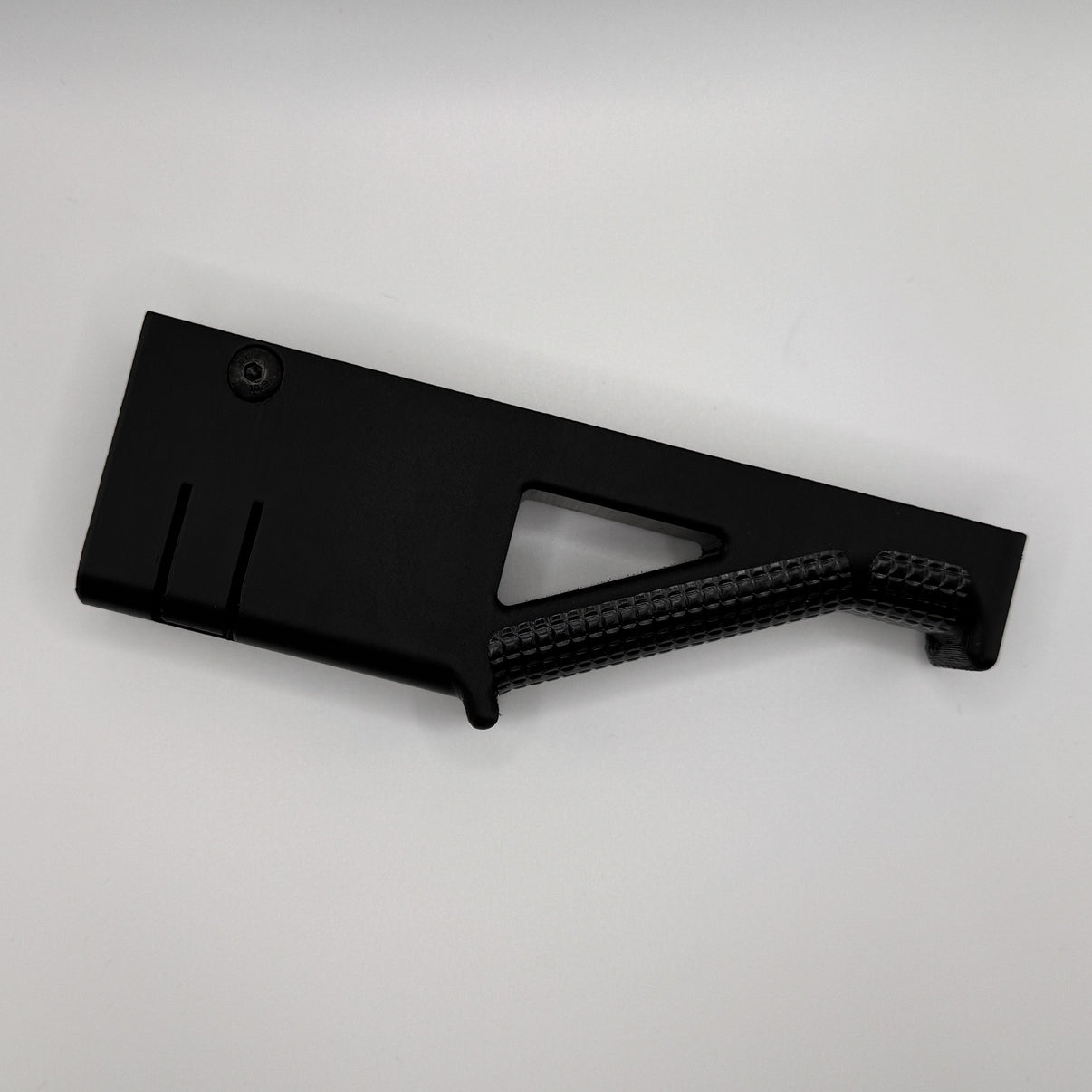 Angled Foregrip With Built In Glock/Sig Magazine Mount – United Freedom ...